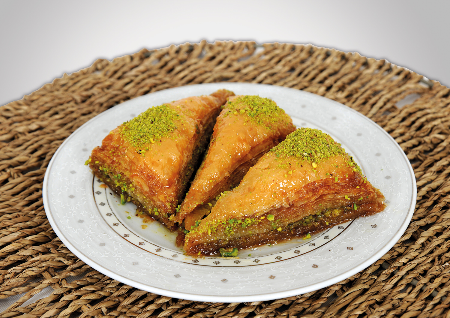 Havuç Dilim Baklava Nasıl Yenir? Yapılışı Nasıldır?